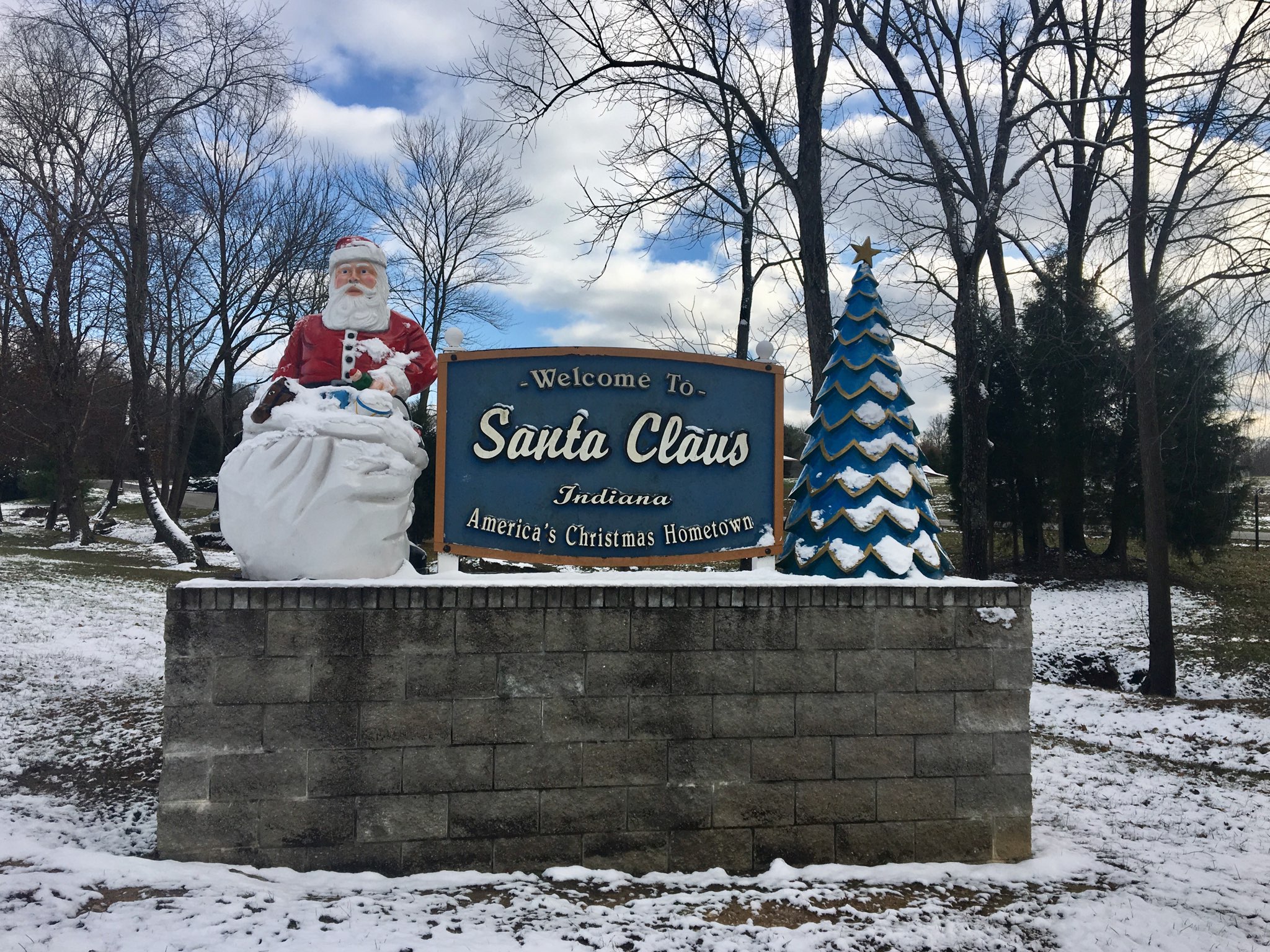 A Postmaster, Santa Claus, and the World’s Oldest Theme Park - Go ...